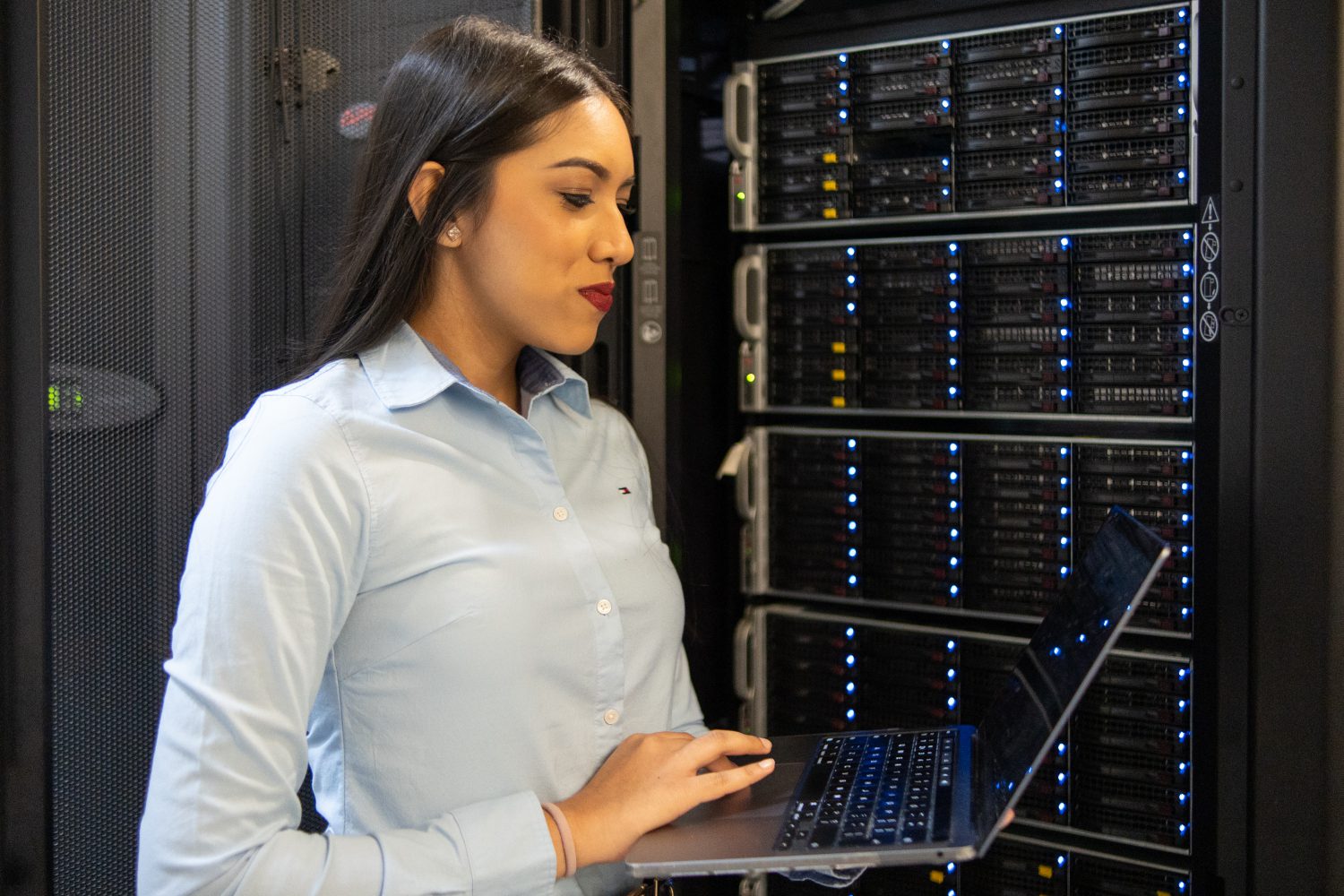 Datasur: The first and biggest commercial certified datacenter in Suriname